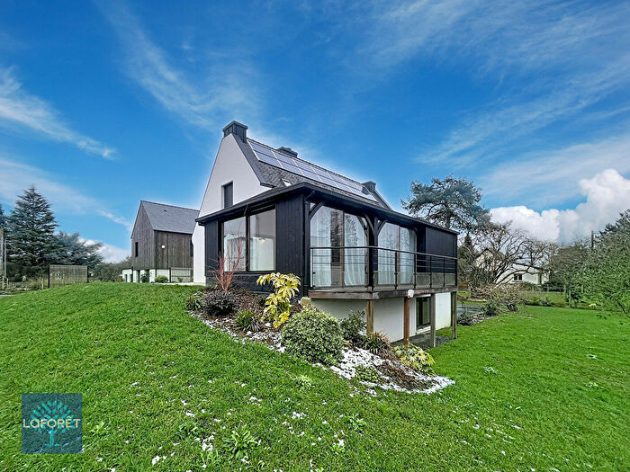 Maison à vendre - Cesson-Sévigné, Centre-ville, La Hublais, Beausoleil - 10 pièces - 6 chambres