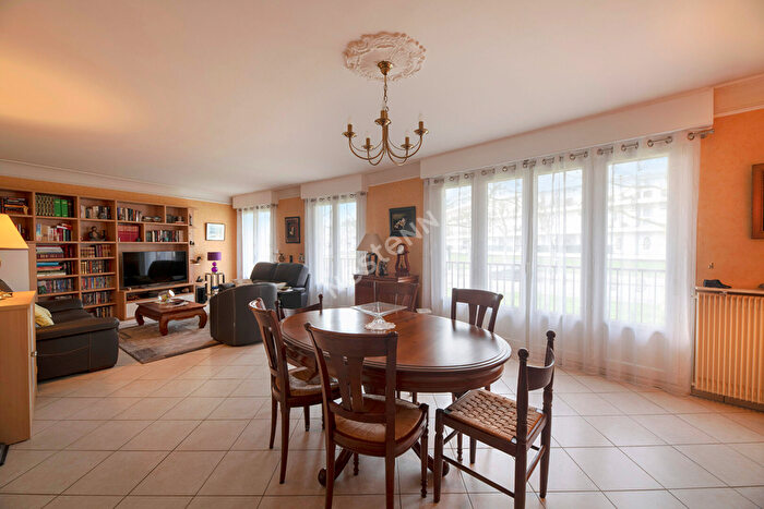 Appartement à vendre - Quartiers Sud-Est, Francisco Ferrer - 4 pièces - 2 chambres