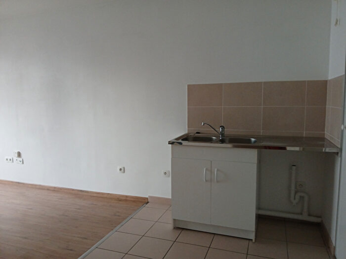 Appartement 2 pièces à louer - Reims, Europe, Chemin Vert
