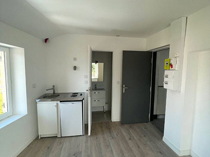 Appartement à louer - Vénissieux - 1 pièce