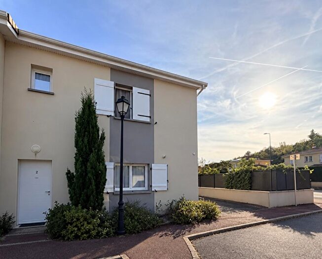 Maison 4 pièces à Genas, à vendre