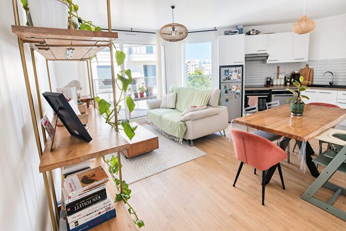 Appartement 3 pièces à Asnières-sur-Seine, Gresillons, Voltaire, à vendre