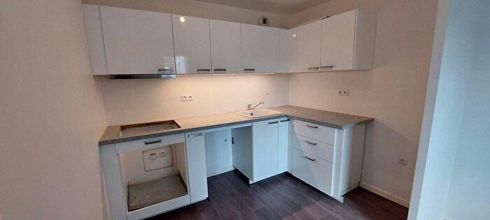 Appartement à louer - Cités Leroy, Saint-Fargeau-Ponthierry - 3 pièces - 2 chambres