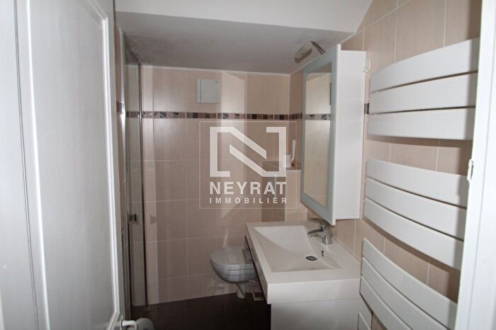 Appartement à louer - Beaune, Centre-ville - 1 pièce