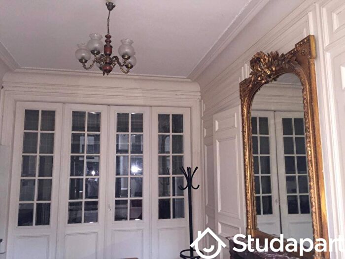 Appartement 6 pièces à louer à Wazemmes, Lille