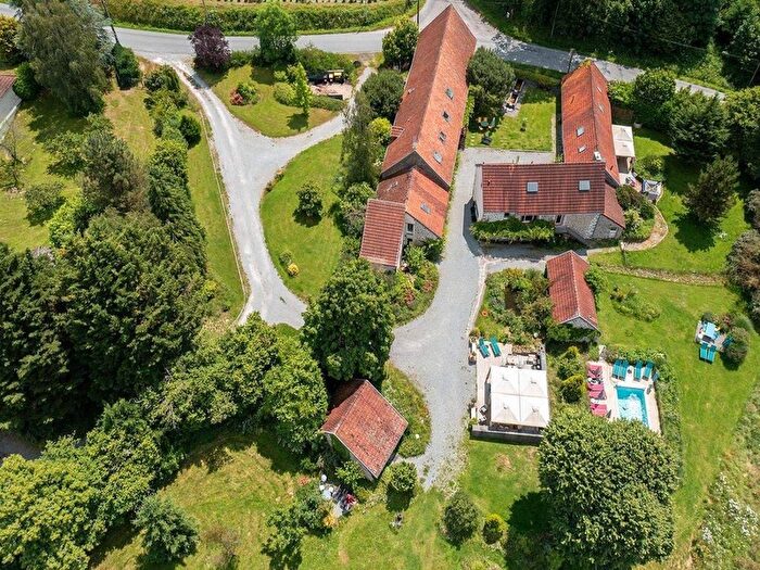 Maison à vendre - Saint-Vaury - 20 pièces - 14 chambres