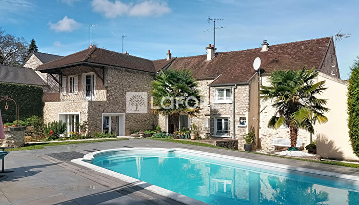 Maison à vendre - Bellefontaine - 8 pièces - 4 chambres