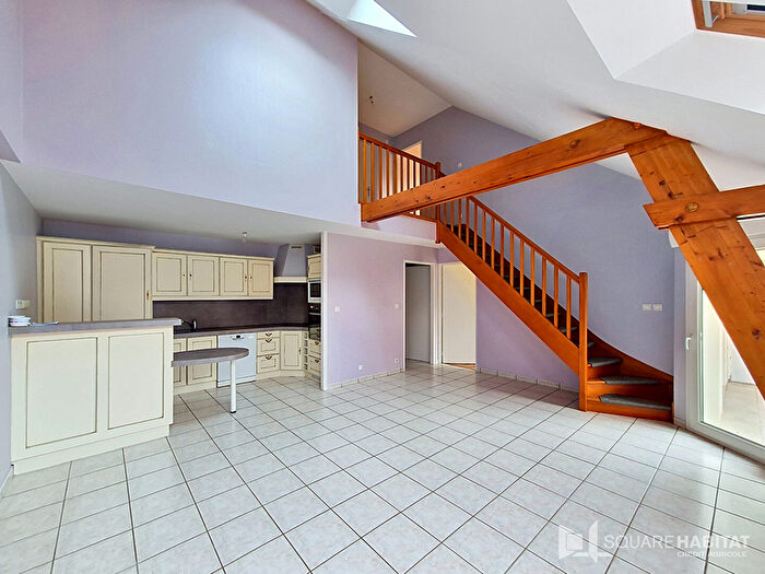 Appartement à vendre - Josselin - 4 pièces - 3 chambres