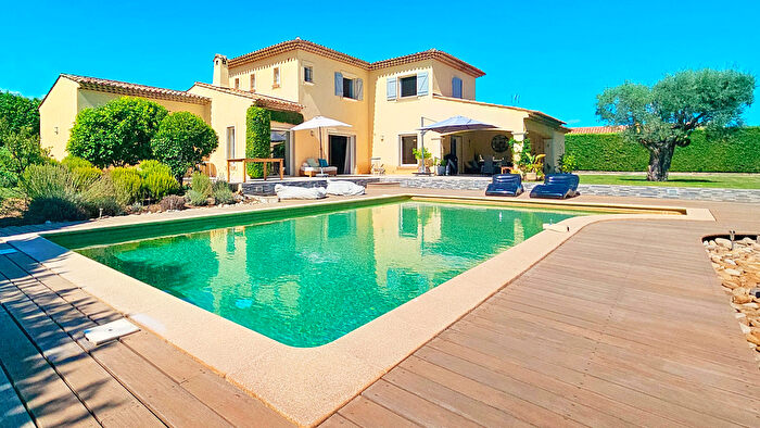 Maison à vendre - Antibes, Rabiac, Carriat, Les Semboules, Les Brusquets - 5 pièces - 4 chambres