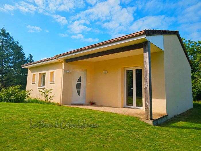 Maison 4 pièces à La Coquille, à vendre