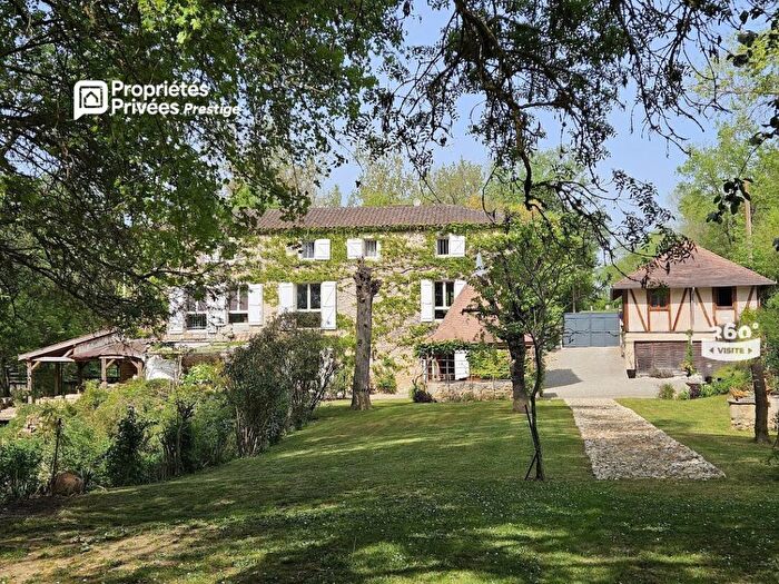 Maison à vendre - Astaffort - 8 pièces - 5 chambres