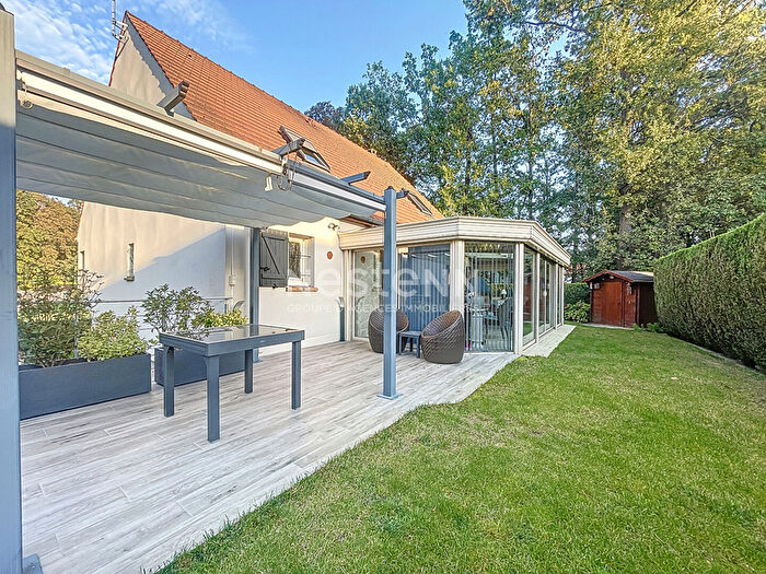 Maison à vendre - Lamorlaye - 7 pièces - 4 chambres