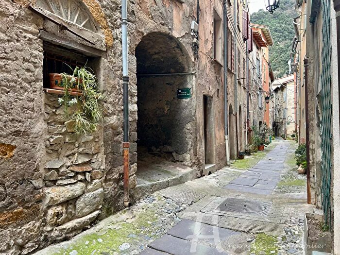 Appartement à vendre - Breil-sur-Roya - 3 pièces - 2 chambres