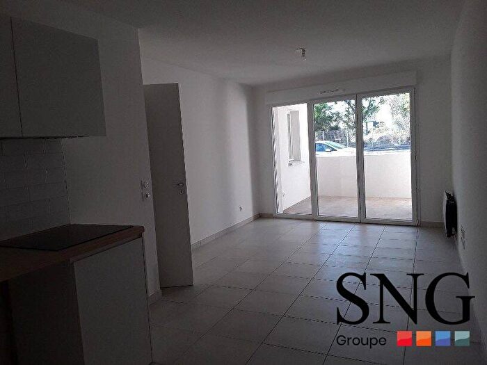 Appartement à louer - Saint Martin, Perpignan - 3 pièces - 2 chambres