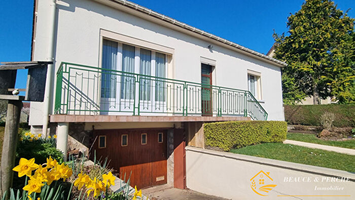 Maison à vendre - Illiers-Combray - 4 pièces - 3 chambres