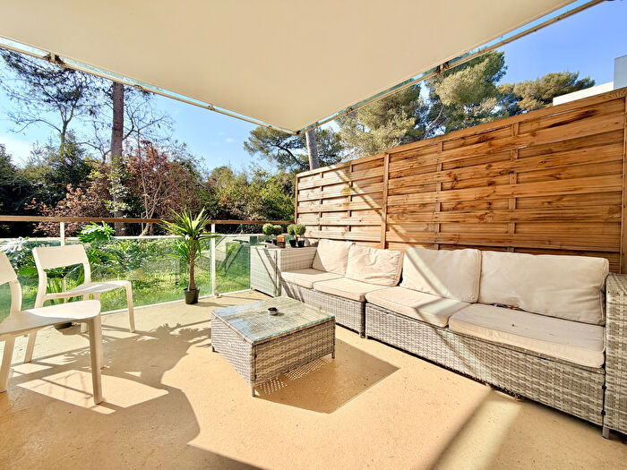 Appartement à vendre - Antibes, Rastines, Super Antibes, Laval, La Fontonne - 2 pièces - 1 chambre