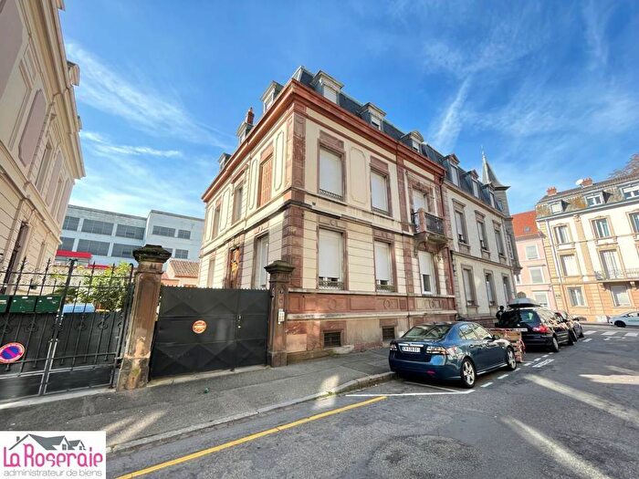 Appartement à louer - Nordfeld Est, Mulhouse - 4 pièces - 3 chambres