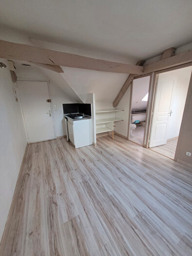 Appartement à louer - Pont-Sainte-Maxence, Montignette - 2 pièces - 1 chambre