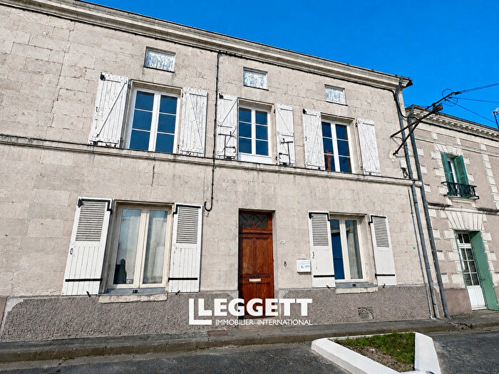 Monts-sur-Guesnes : Maison 5 pièces à vendre