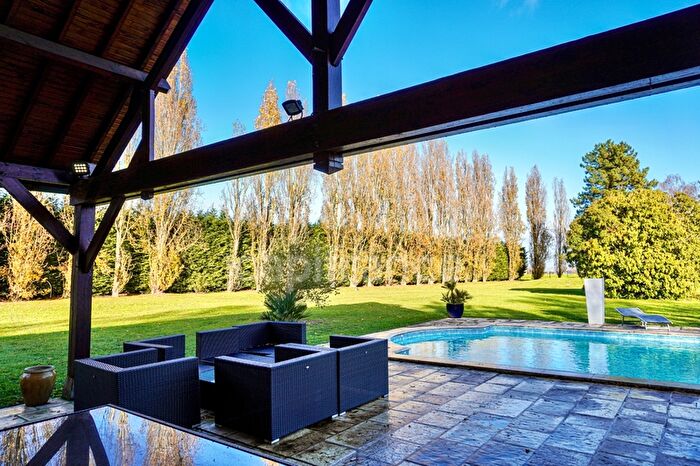 Maison à vendre - Bonnières-sur-Seine - 10 pièces - 6 chambres