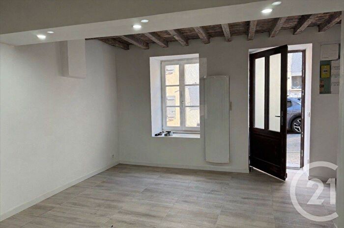 Maison à louer - Saint-Symphorien-dOzon - 5 pièces - 4 chambres