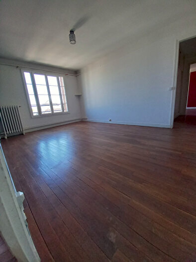 Melun, Rive de Seine, Sud : Appartement 2 pièces à vendre