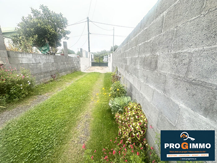 Maison à vendre - Le Tampon, La Grande Ferme, Le Coin Tranquille, Notre-Dame de la Paix - 4 pièces - 3 chambres