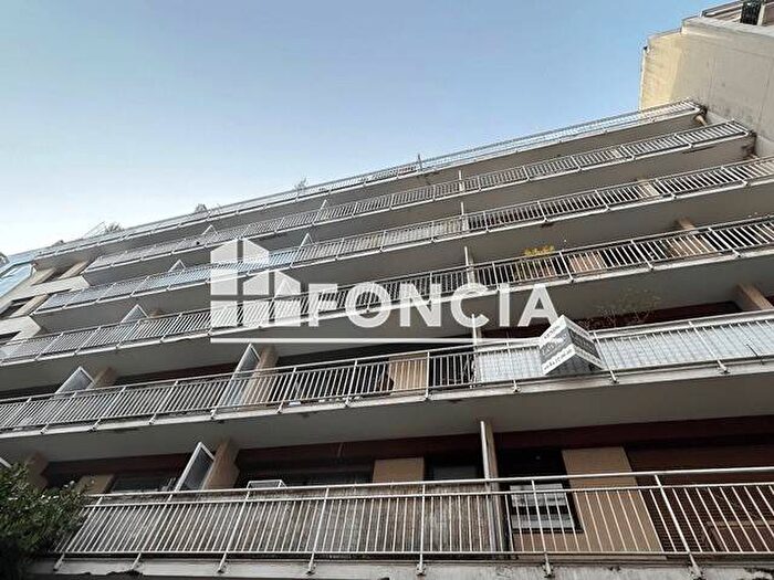 Appartement à louer - Buttes Aux Cailles-Glacière, Paris ème arrondissement - 2 pièces - 1 chambre