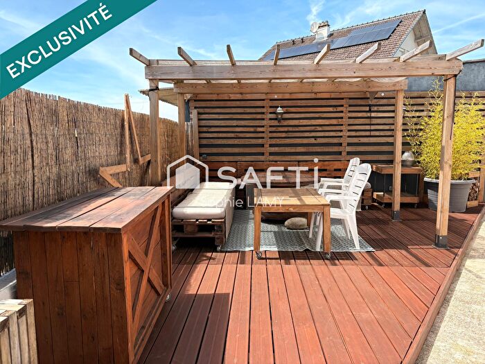 Varois-et-Chaignot : Maison 6 pièces à vendre