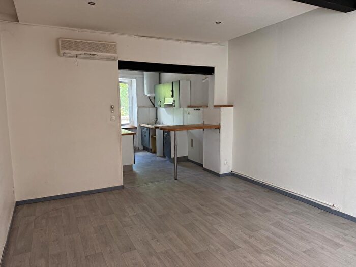 Maison 3 pièces à Saint-Benoît-de-Carmaux, à vendre