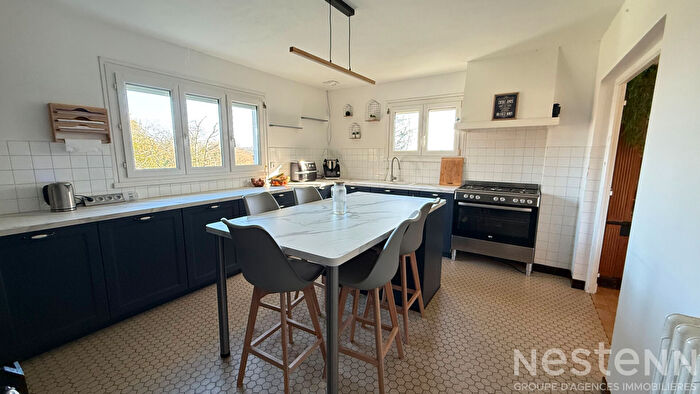 Maison à vendre - Landévant - 6 pièces - 4 chambres