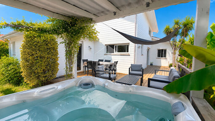 Gujan-Mestras, Mestras : Maison 5 pièces à vendre