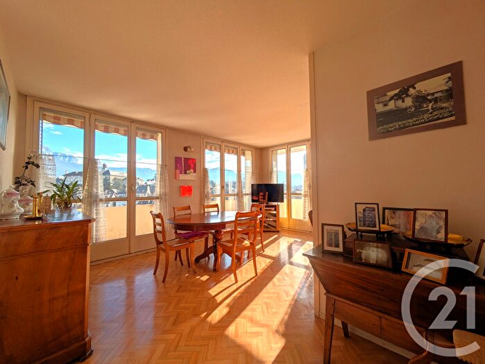 Appartement 3 pièces à vendre à Chambéry, Centre-ville