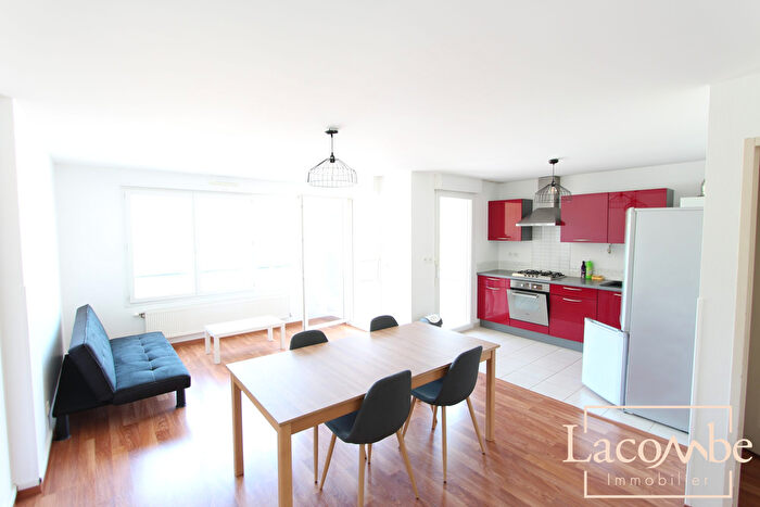 Appartement 2 pièces à Albertville, Centre-ville, à louer