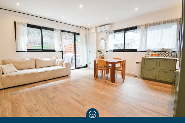 Appartement à vendre - Nice, Madeleine - 3 pièces - 2 chambres