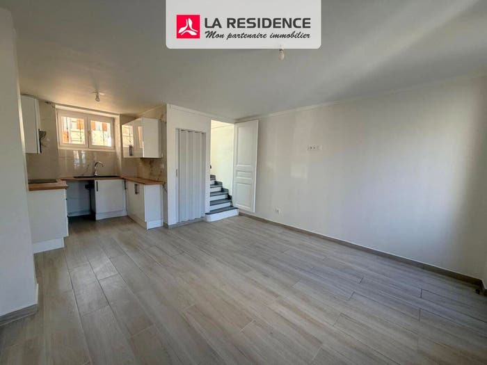 Thiverval-Grignon : Maison 3 pièces à louer