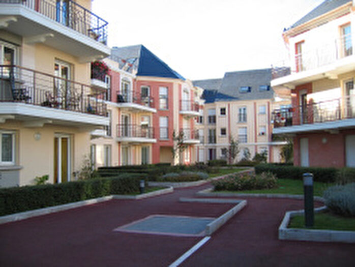 Appartement à vendre - Saint-Ouen-lAumône, Centre-ville, Prairie - 3 pièces - 2 chambres