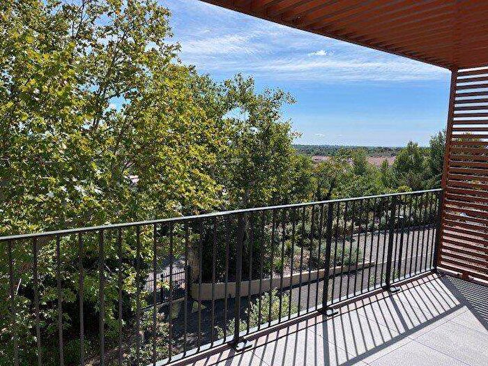 Nord, Juvignac : Appartement 4 pièces à louer