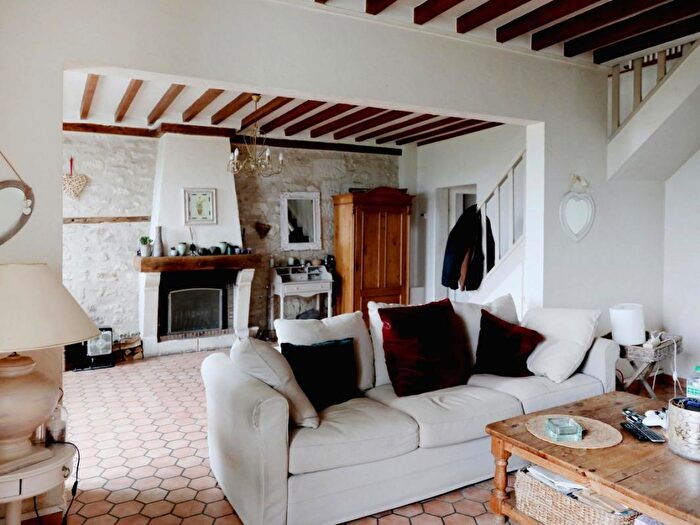 Maison à vendre - Senlis, Centre-ville - 8 pièces - 6 chambres