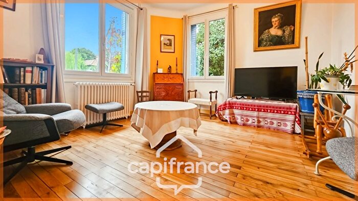 Maison à vendre - Buxerolles - 6 pièces - 4 chambres