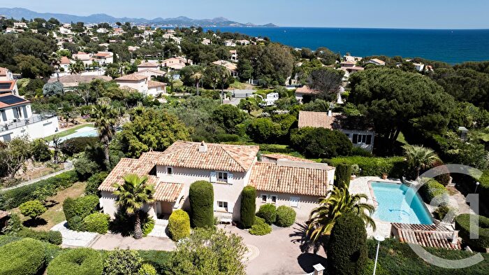 Roquebrune-sur-Argens, Les Terrasses : Maison 5 pièces à vendre