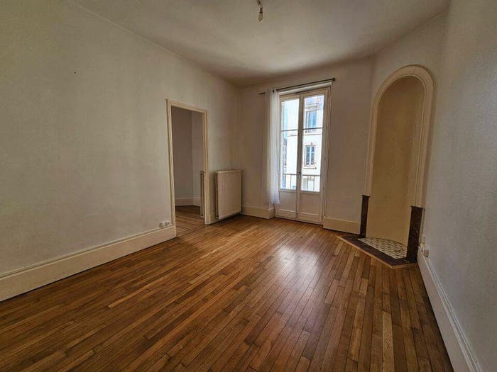 Centre Ville-Charles III, Nancy : Appartement 3 pièces à louer