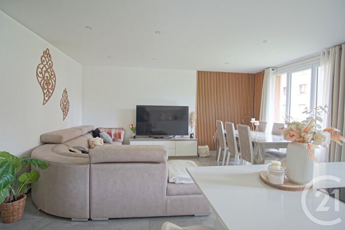 Appartement à vendre - Thiais, Clury, Victor Hugo - 2 pièces - 1 chambre