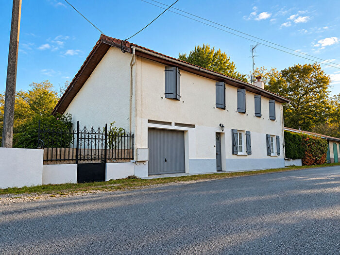 Maison 6 pièces à vendre à Louchats