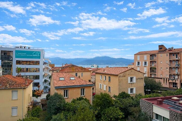 Appartement à vendre - Ajaccio, La Viletta, Pietrina, Gare - 2 pièces - 1 chambre