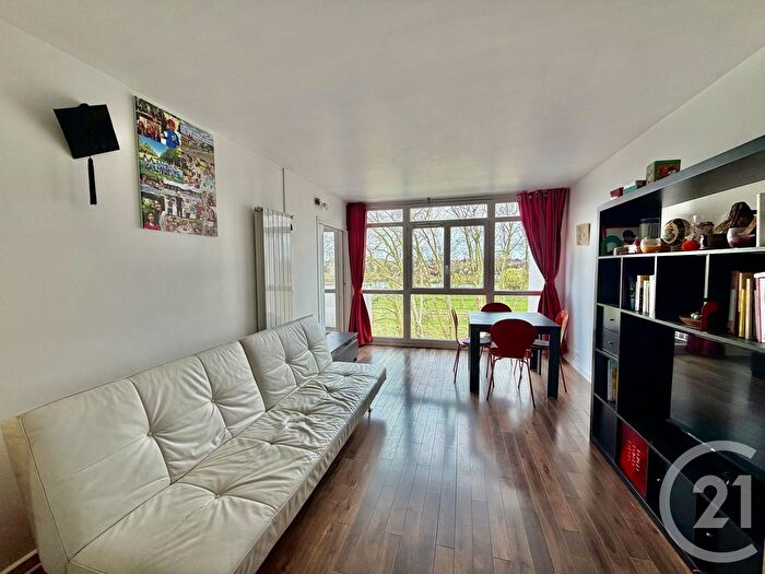 Appartement à vendre - Maisons-Laffitte, Centre-ville - 3 pièces - 2 chambres