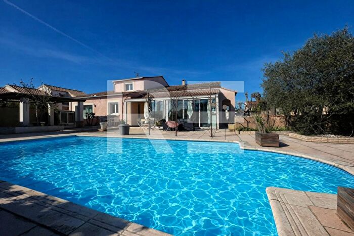 Maison à vendre - Garons - 7 pièces - 5 chambres