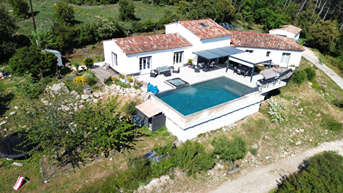 Maison 6 pièces à vendre à Lorgues