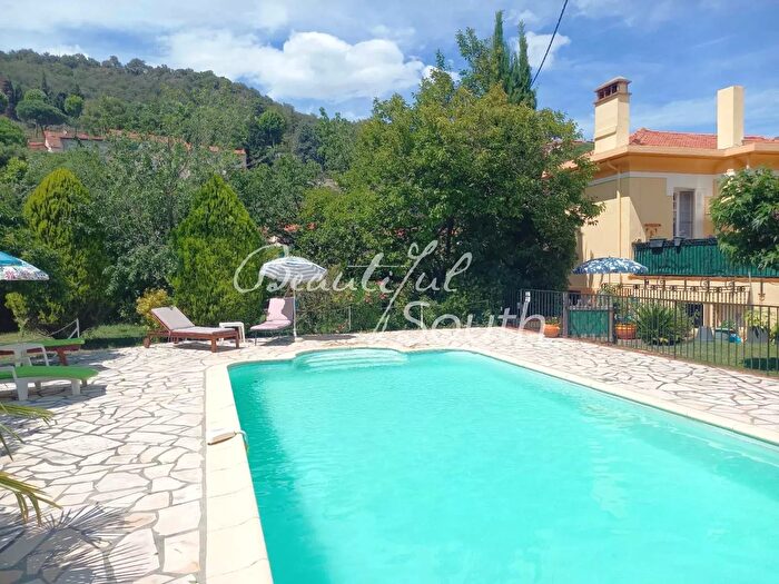 Maison à vendre - Amélie-les-Bains-Palalda - 7 pièces - 5 chambres