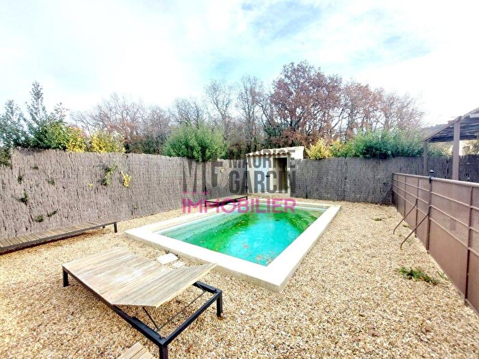 Maison à louer - Mormoiron - 4 pièces - 3 chambres